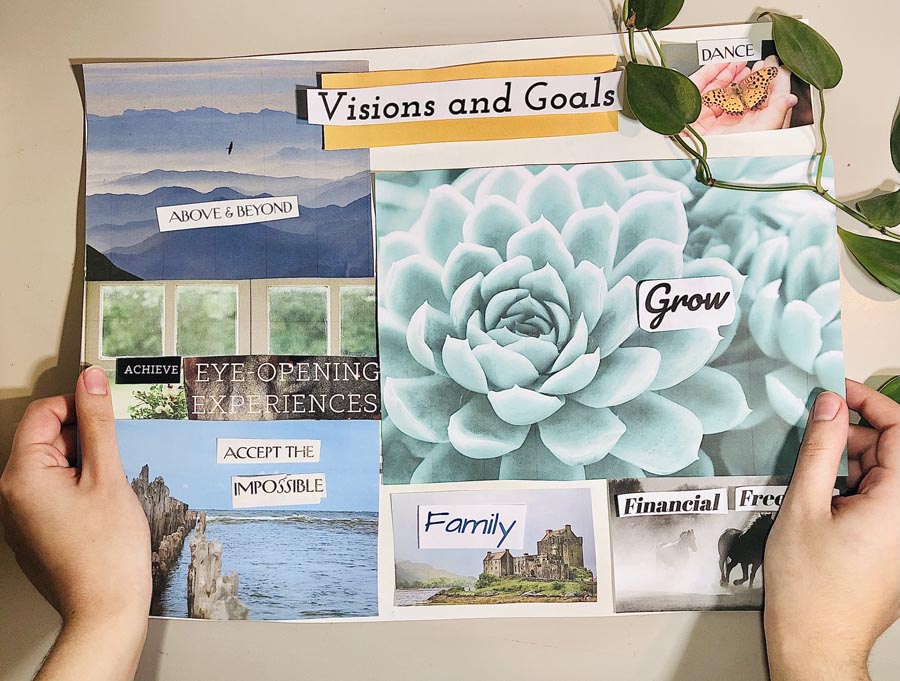 See It, Do It! Annual Vision Board - Dragonfly Designs