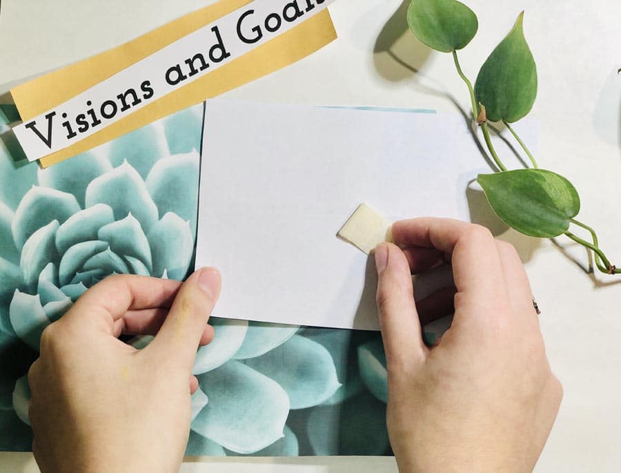 See It, Do It! Annual Vision Board - Dragonfly Designs